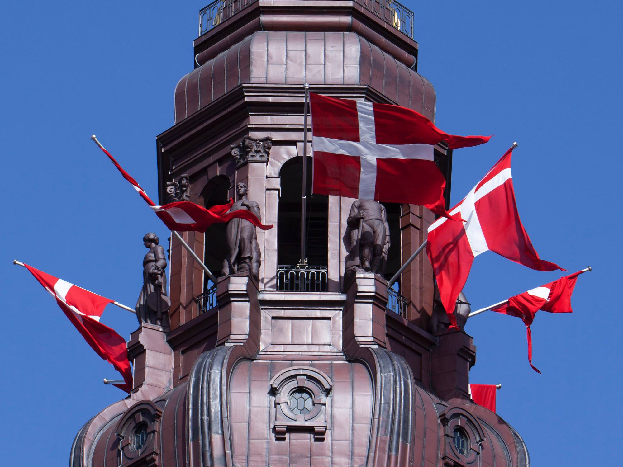 Grundlovsdag: Frihed og lighed til alle - Tillykke Danmark